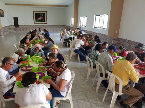 Fortalecimiento de los comedores comunitarios – Pastoral Social